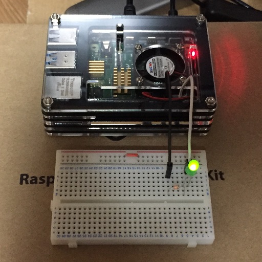 知識ゼロから始めるラズパイ －GUIでLEDの点灯制御－